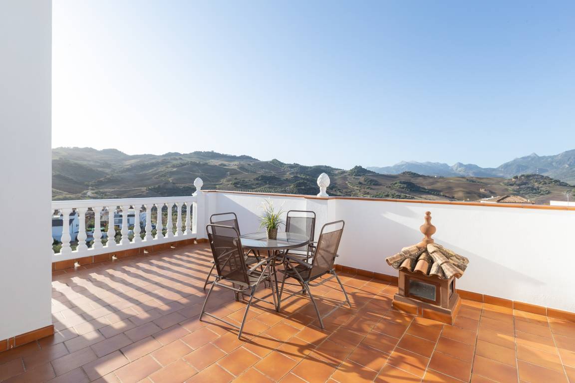101 M² House ∙ 5 Bedrooms ∙ 9 Guests - Grazalema