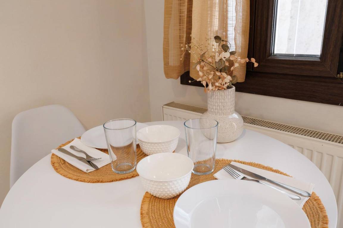 55 M² Apartment ∙ 2 Bedrooms ∙ 4 Guests - Corfu (town)