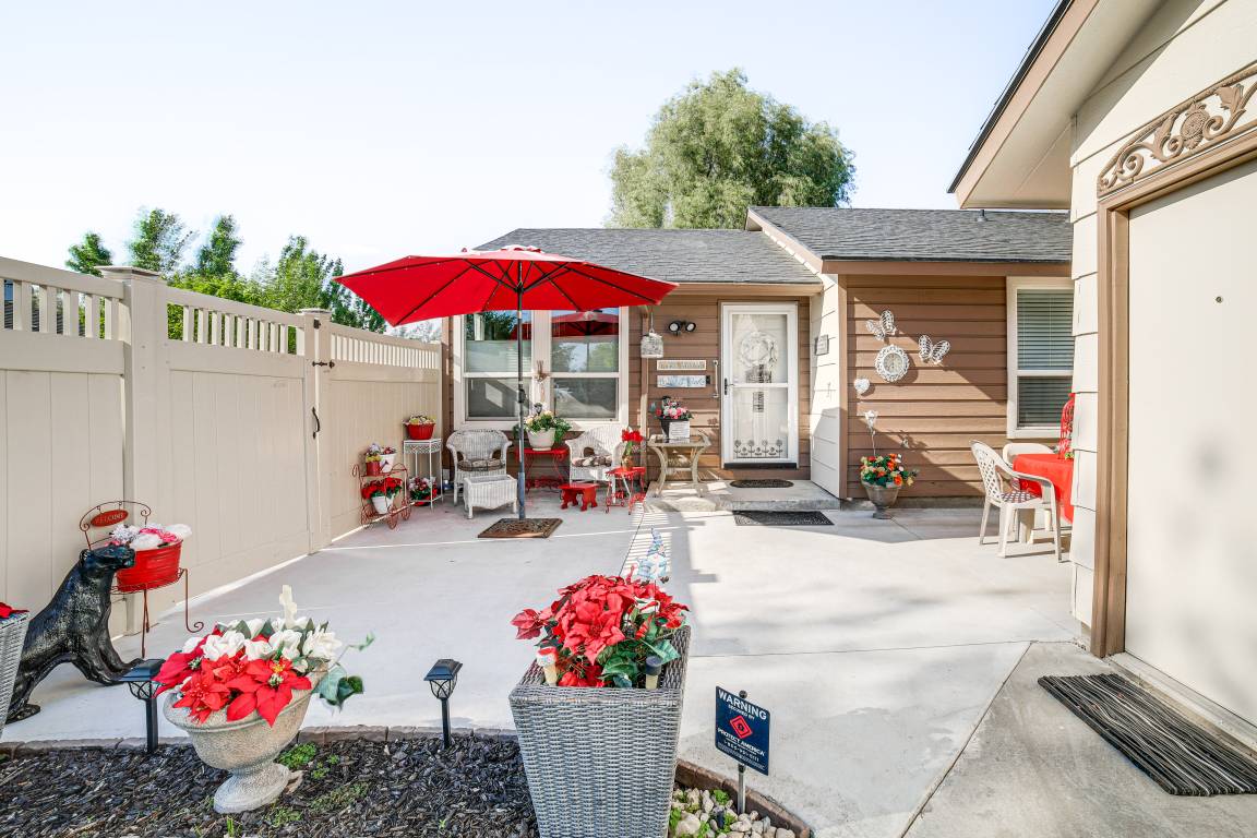 83 M² House ∙ 2 Bedrooms ∙ 4 Guests - Nampa, ID