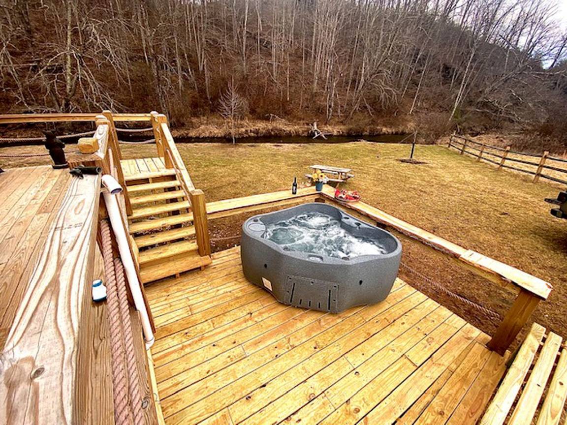 キャンプ ∙ 寝室: 1 ∙ ゲスト2 人 - バージニア州