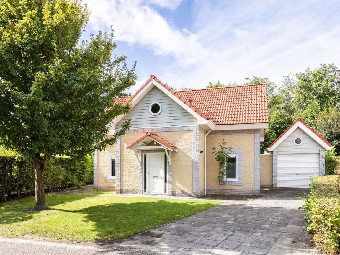 140 M² Ferienhaus ∙ 4 Schlafzimmer ∙ 8 Gäste - Aagtekerke