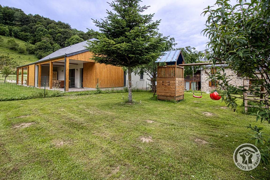 65 M² Gîte ∙ 2 Chambres ∙ 4 Personnes - Payolle