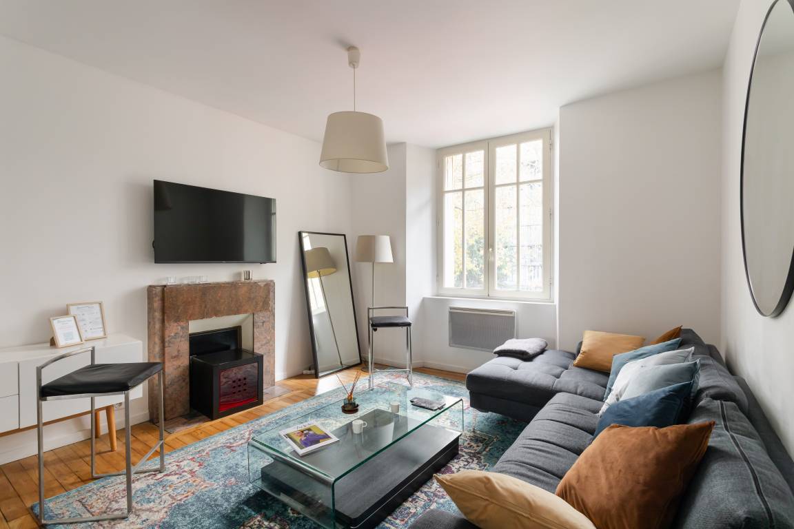 70 M² Apartment ∙ 2 Bedrooms ∙ 4 Guests - Rennes