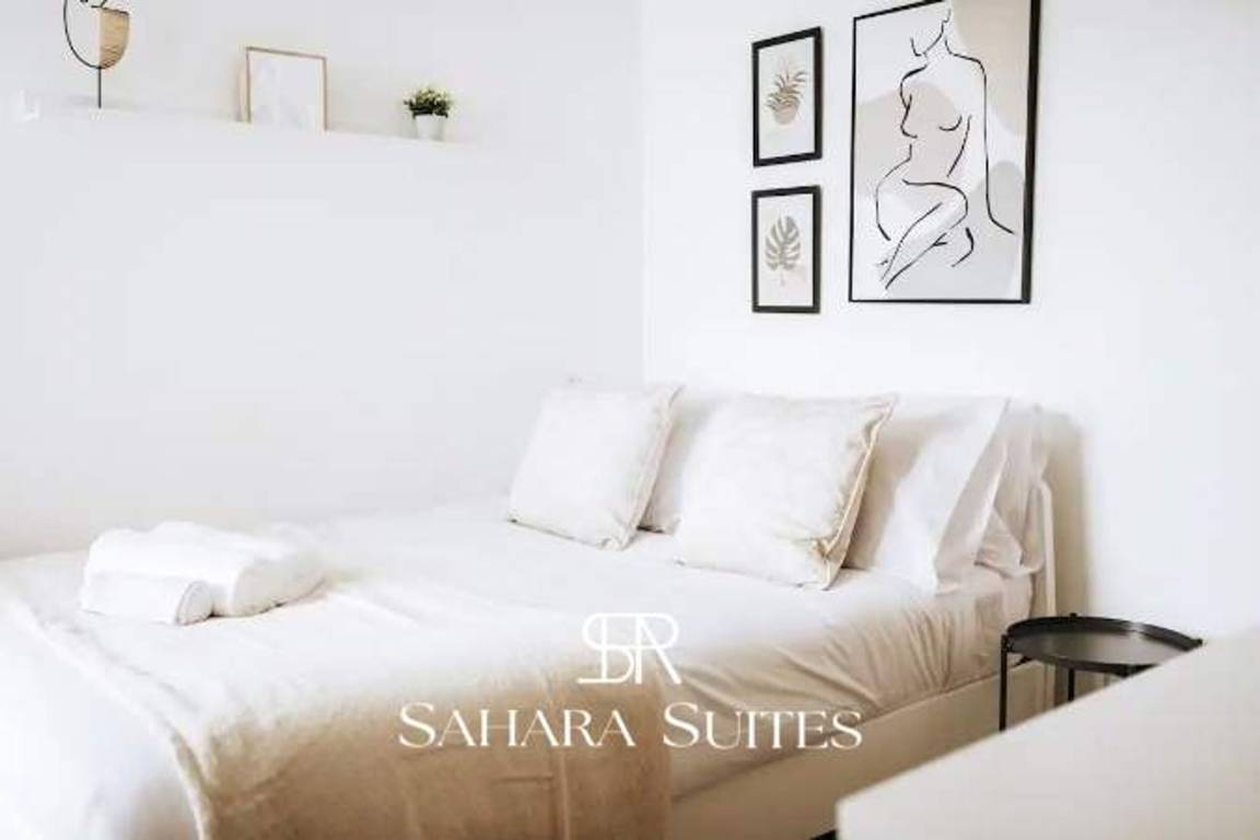 Apartment ∙ 6 Bedrooms ∙ 12 Guests - Southsea Beach