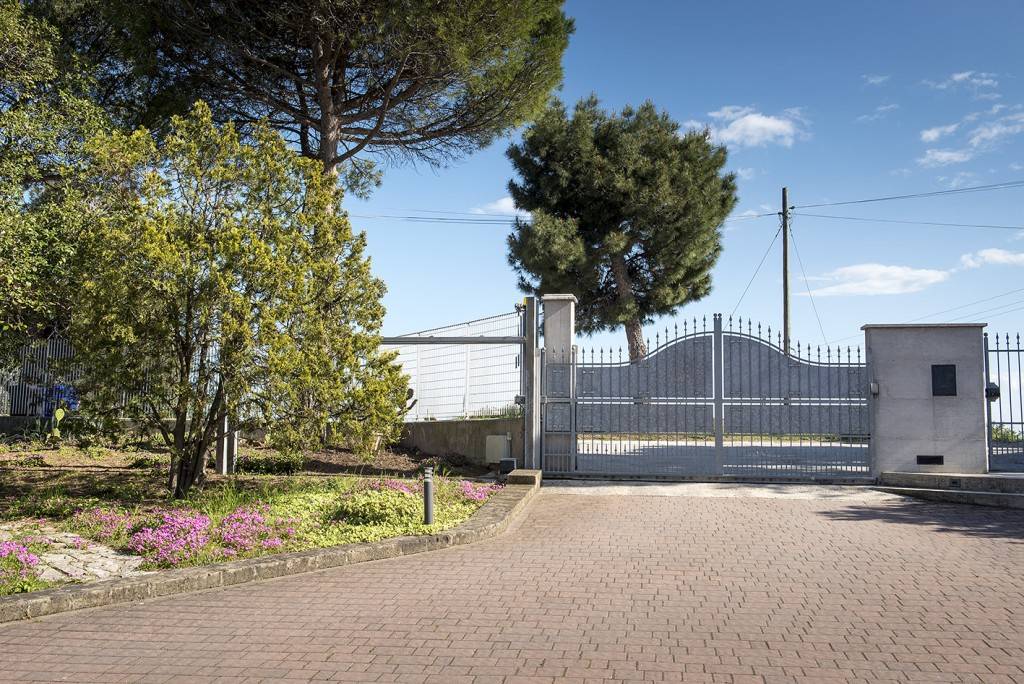 120 M² Apartamento ∙ 2 Habitaciones ∙ 4 Huéspedes - Ancona