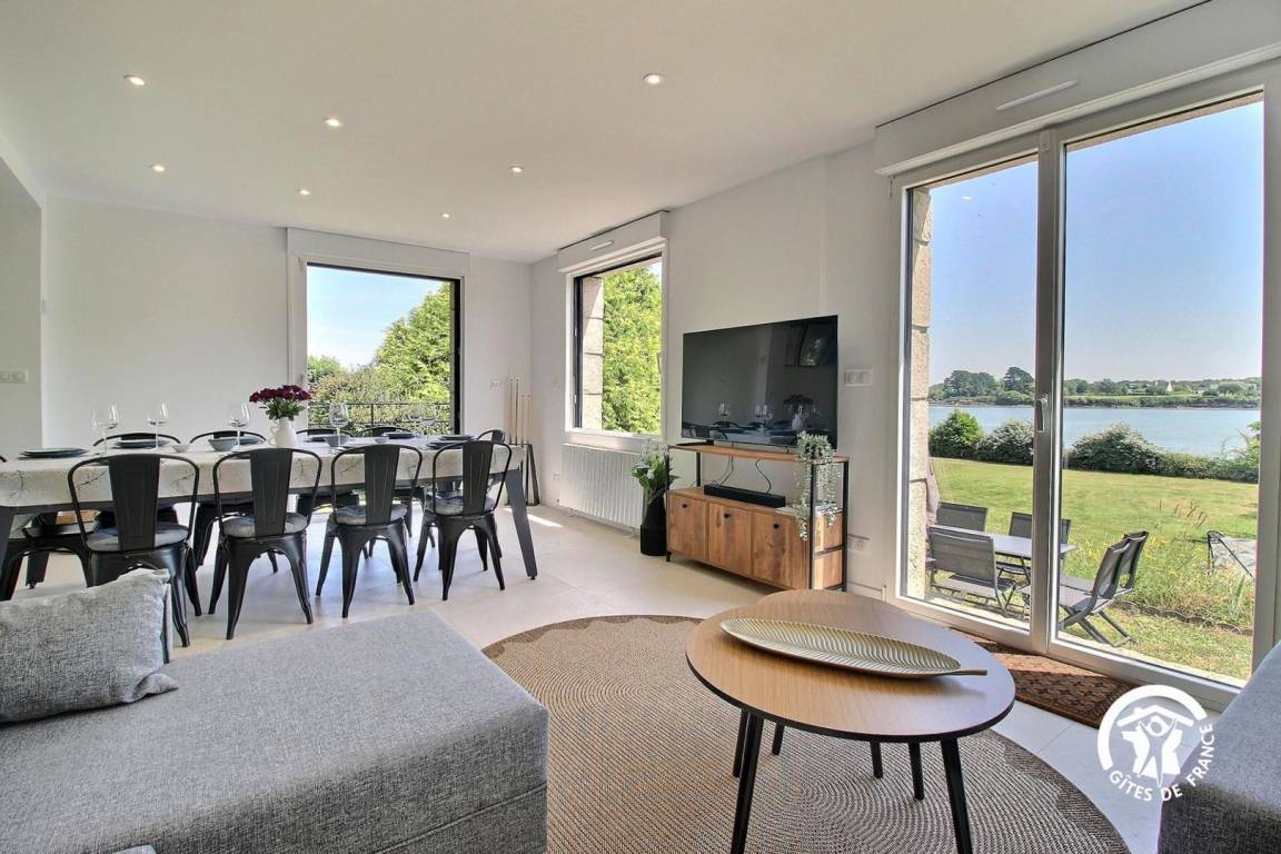142 M² Gîte ∙ 4 Chambres ∙ 10 Personnes - Belz