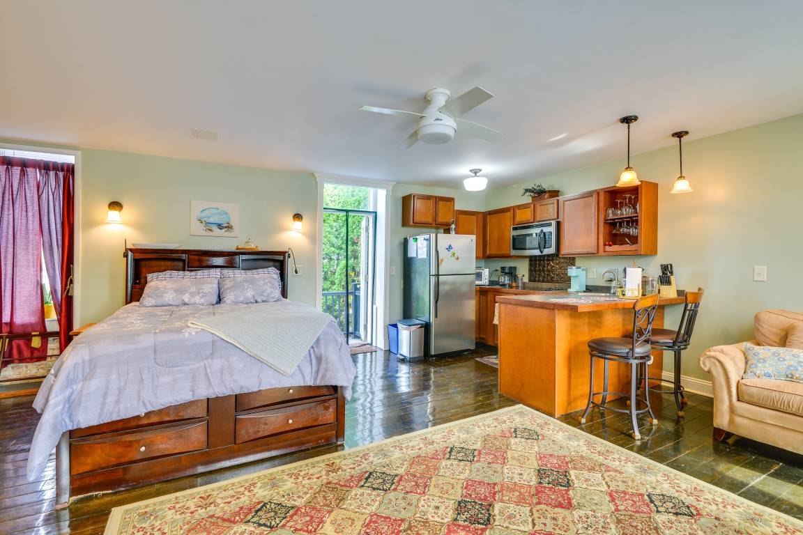 50 M² Apartment ∙ 2 Guests - Sackets Harbor, NY