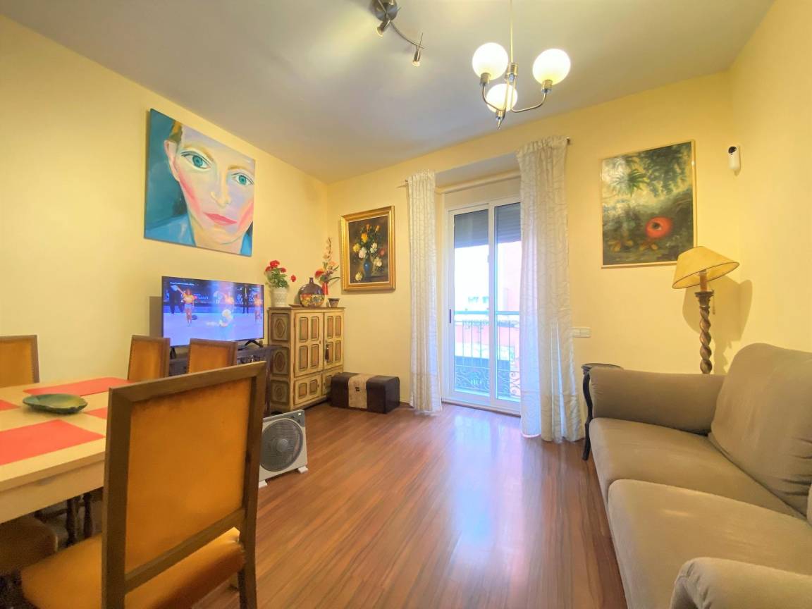 90 평방 미터 아파트  ∙ 침실 2개 ∙ 게스트 5명 - 타라고나