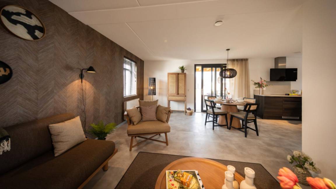 100 M² Ferienhaus ∙ 2 Schlafzimmer ∙ 4 Gäste - Roermond