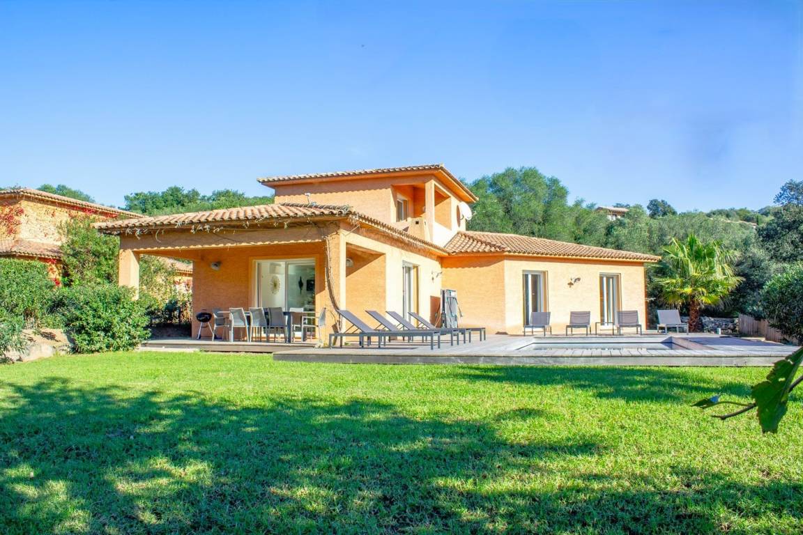 150 M² Villa ∙ 4 Schlafzimmer ∙ 10 Gäste - Porto-Vecchio