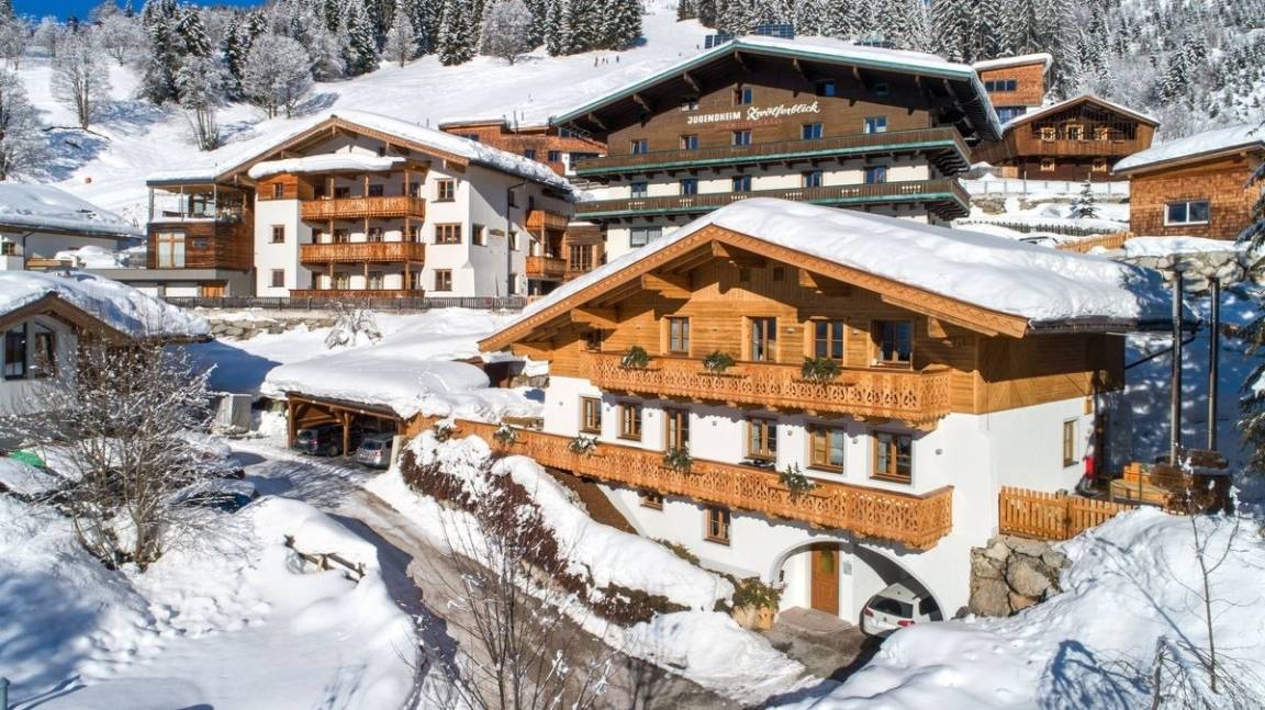 120 M² Talo ∙ 4 Makuuhuonetta ∙ 10 Vierasta - Saalbach-Hinterglemm