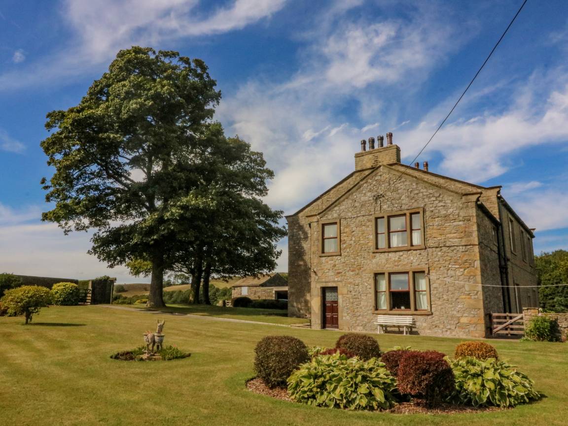 Cottage ∙ 2 Bedrooms ∙ 3 Guests - Skipton
