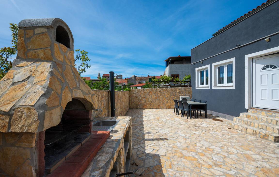 210 M² Ferienhaus ∙ 3 Schlafzimmer ∙ 8 Gäste - Fažana