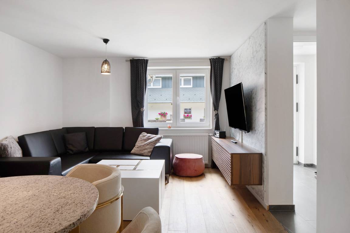 69 M² Ferienwohnung ∙ 1 Schlafzimmer ∙ 3 Gäste - Oberried