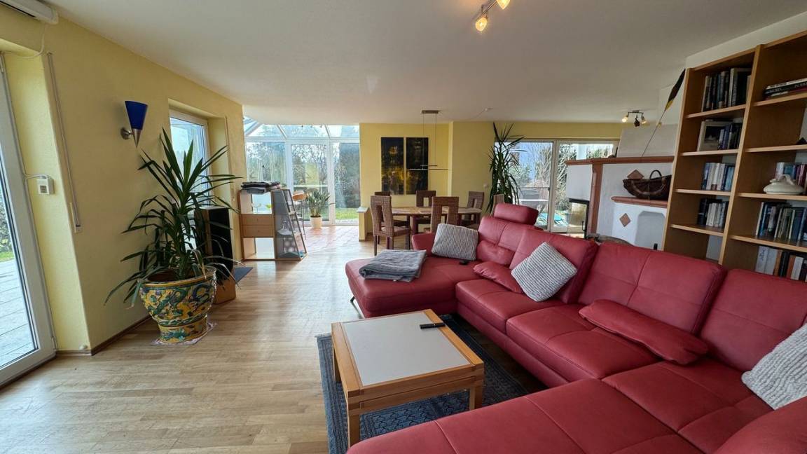 167 M² Ferienhaus ∙ 4 Schlafzimmer ∙ 8 Gäste - Tettnang