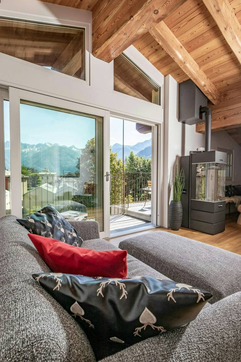51 M² Ferienwohnung ∙ 2 Schlafzimmer ∙ 2 Gäste - Chiavenna