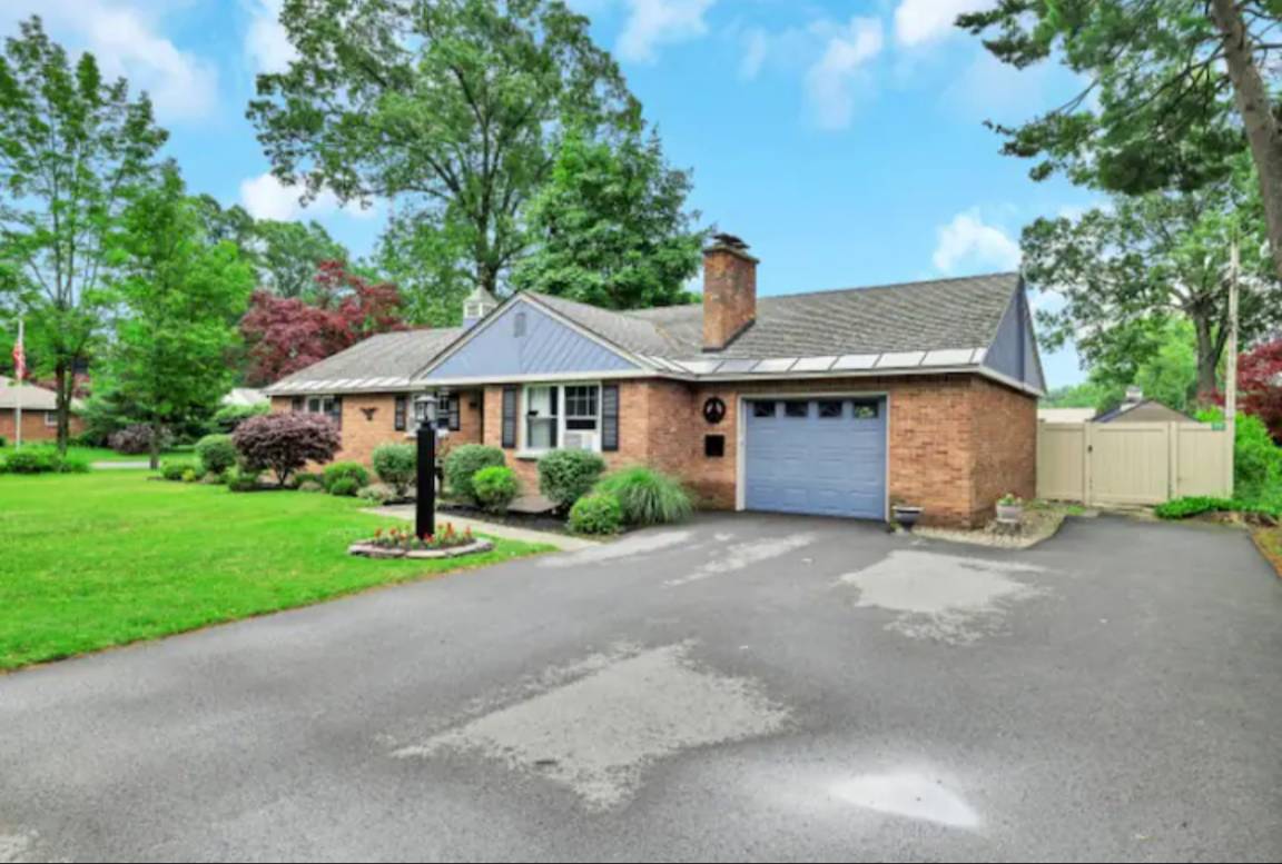 70 M² Apartment ∙ 1 Bedroom ∙ 2 Guests - Saratoga Springs, NY