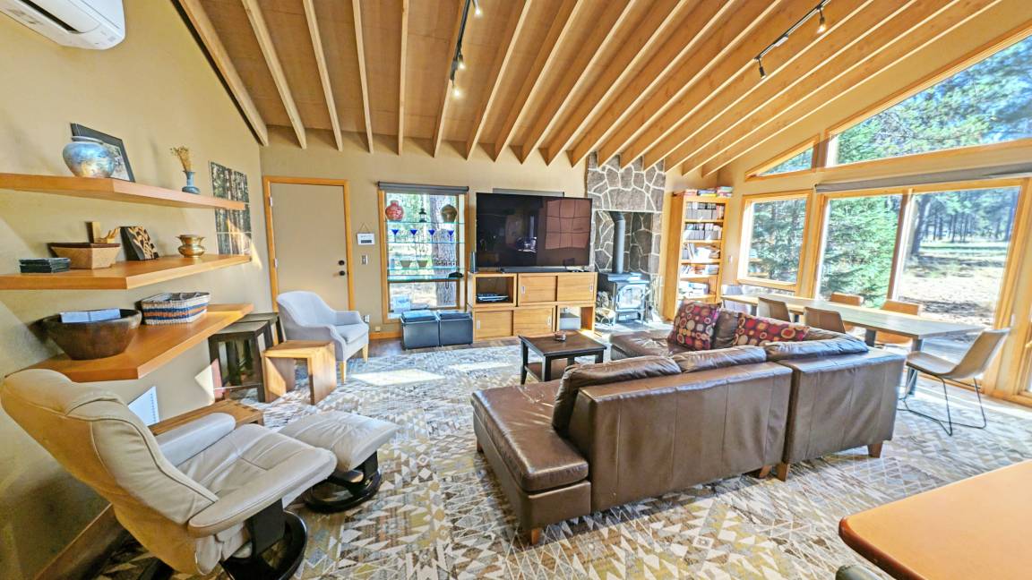 208 M² House ∙ 3 Bedrooms ∙ 8 Guests - Sunriver, OR