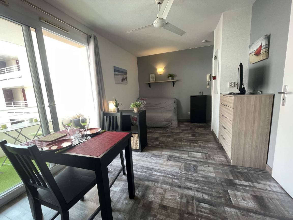 22 M² Studio Flat ∙ 1 Bedroom ∙ 2 Guests - Châtelaillon-Plage