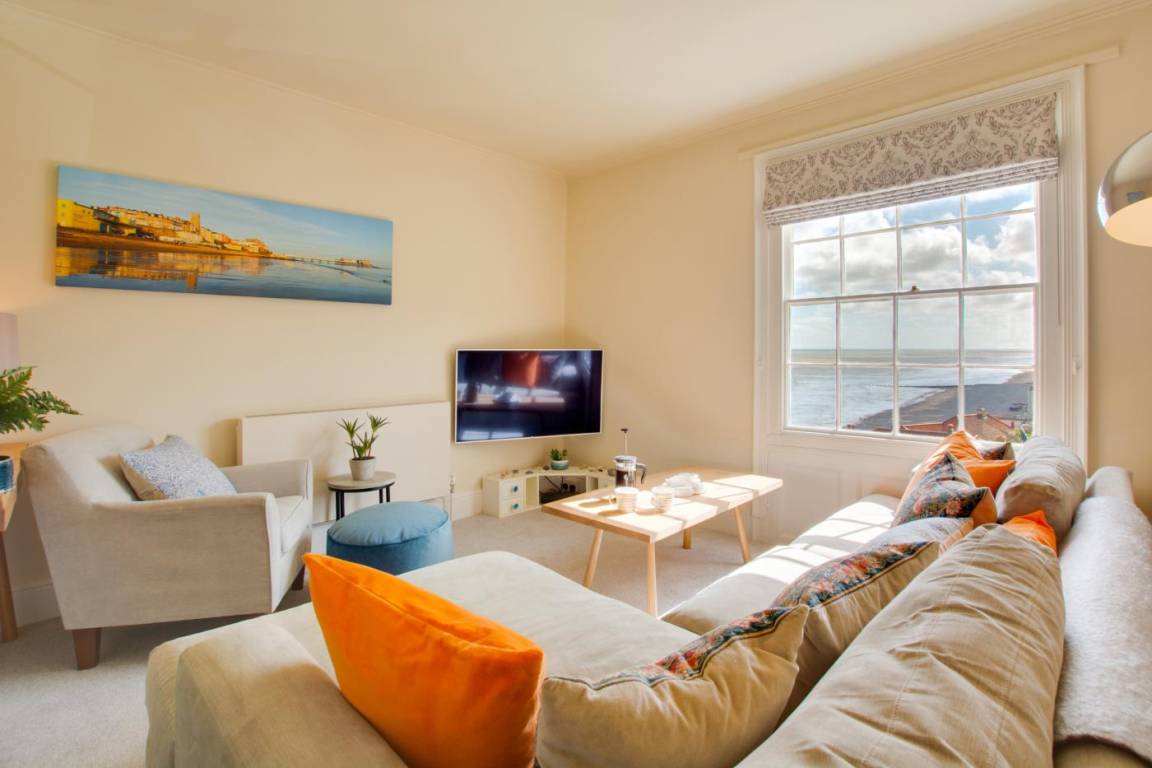 コテージ ∙ 寝室: 6 ∙ ゲスト8 人 - クロマー