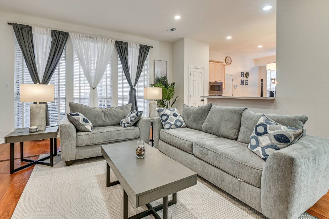 210 M² House ∙ 3 Bedrooms ∙ 6 Guests - Dallas, TX