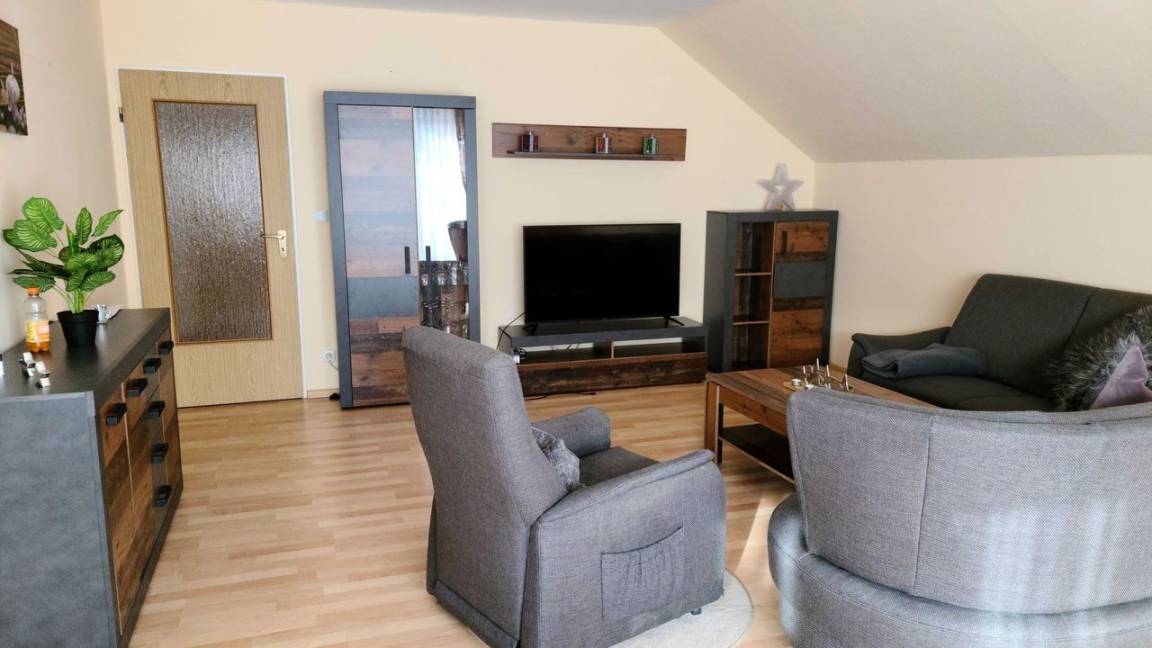 80 M² Apartamento ∙ 2 Habitaciones ∙ 4 Huéspedes - Halle, Westfallern, Alemania