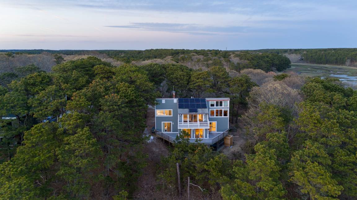 1002 M² House ∙ 5 Bedrooms ∙ 10 Guests - Wellfleet, MA