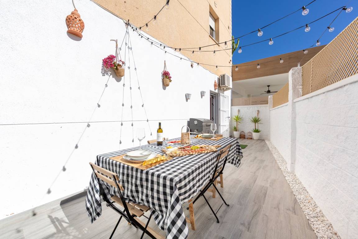 62 M² Apartment ∙ 1 Bedroom ∙ 3 Guests - Albox