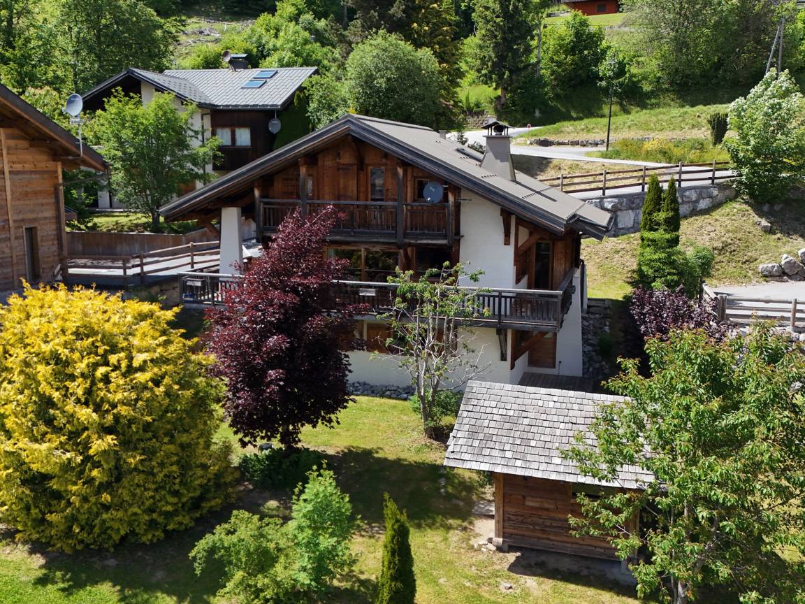 138 M² Chalet ∙ 4 Bedrooms ∙ 10 Guests - Saint-Jean-d'Aulps