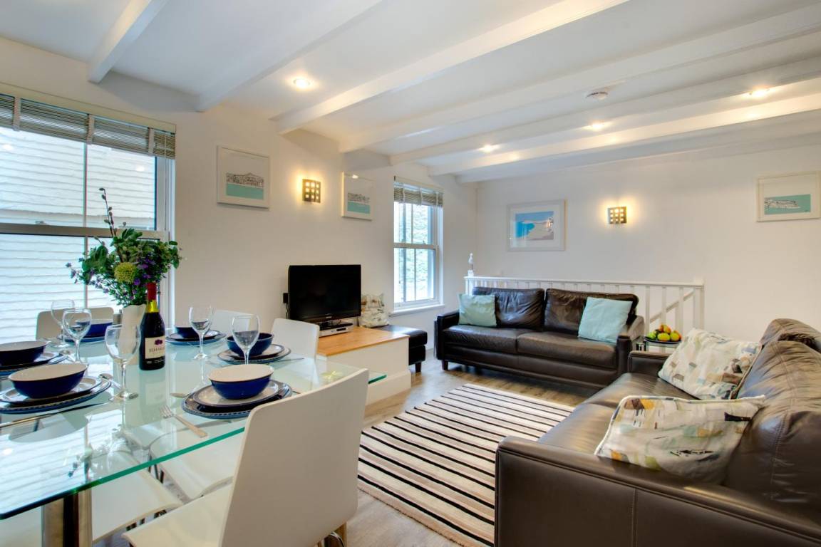 Cottage ∙ 3 Bedrooms ∙ 6 Guests - St Ives