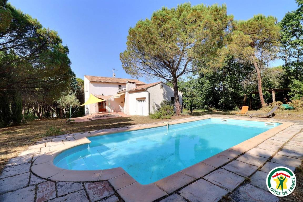 130 M² Gîte ∙ 4 Chambres ∙ 6 Personnes - Suze-la-Rousse