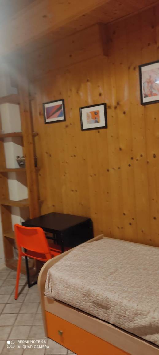 25 M² Apartamento ∙ 1 Quarto ∙ 1 Hóspede - Urbino