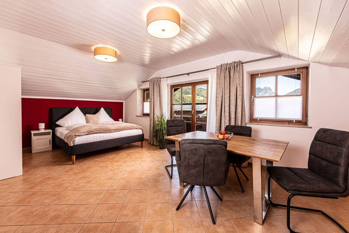 52 M² Ferienwohnung ∙ 1 Schlafzimmer ∙ 2 Gäste - Bischofswiesen