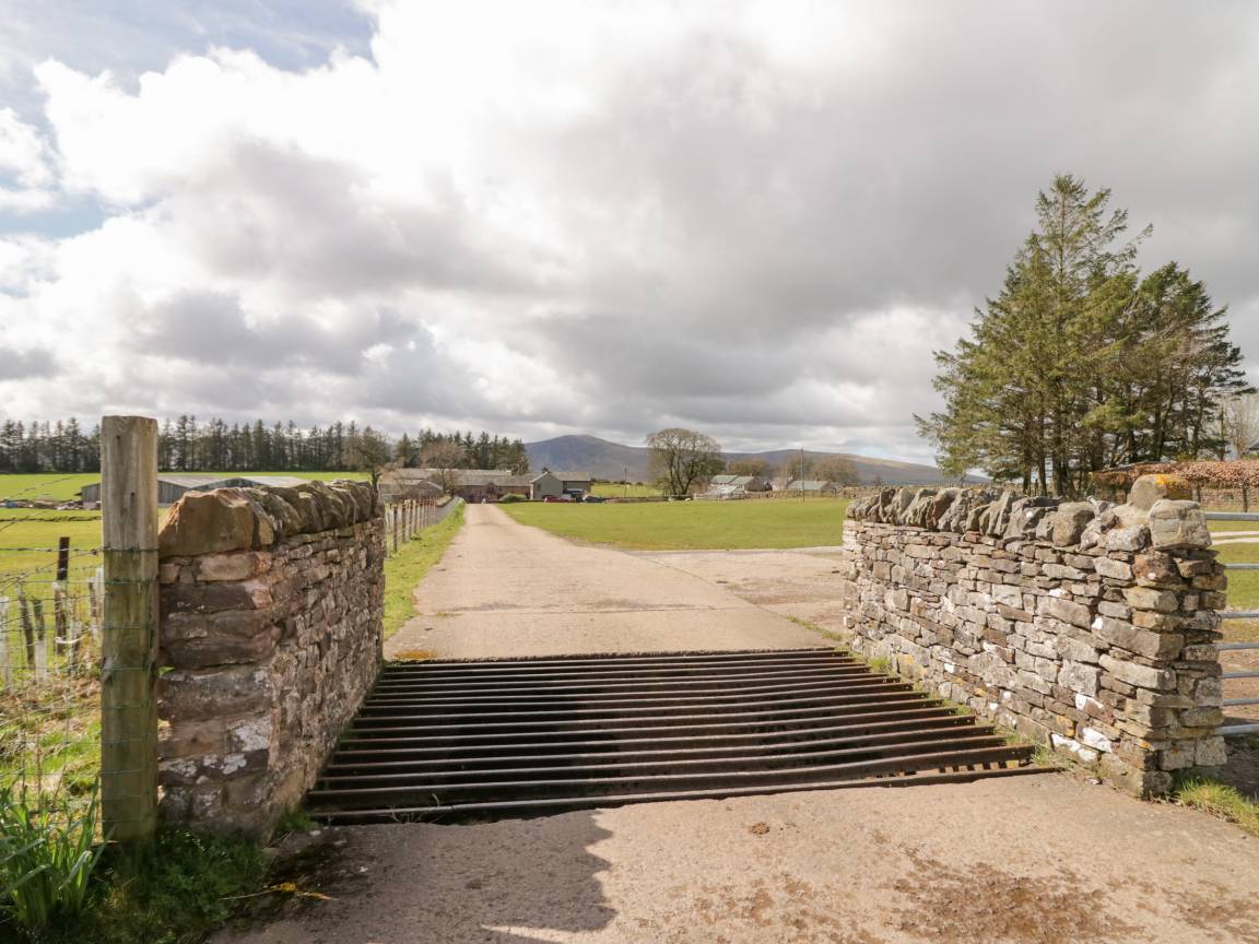 Cottage ∙ 2 Bedrooms ∙ 4 Guests - Greystoke Castle