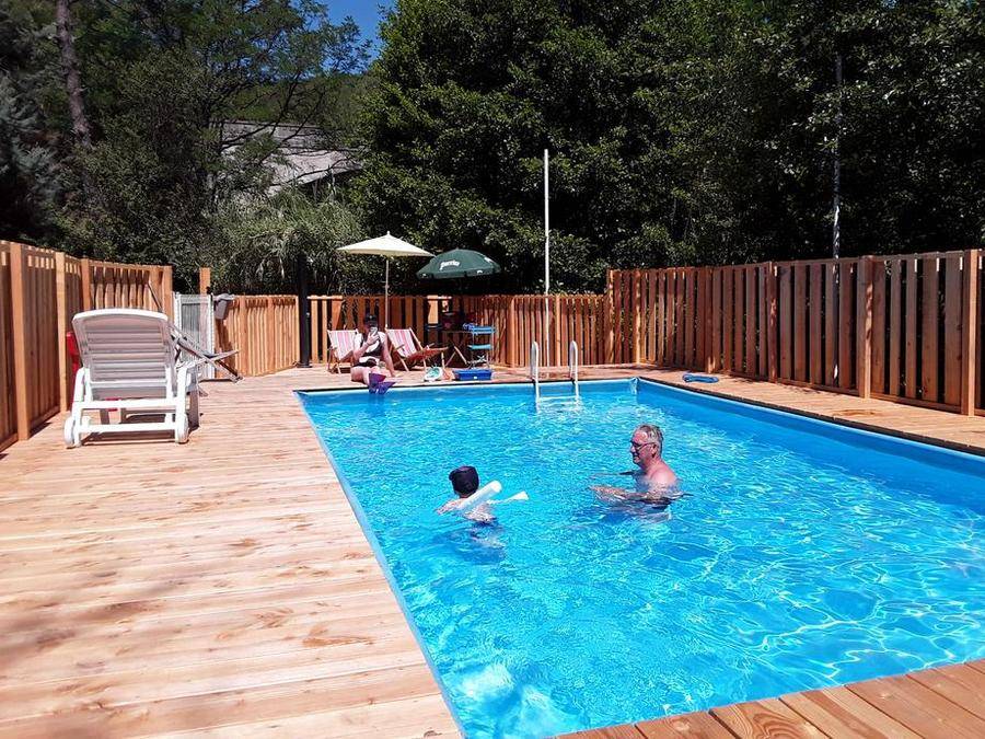 25 M² Chalet ∙ 2 Chambres ∙ 5 Personnes - Alès