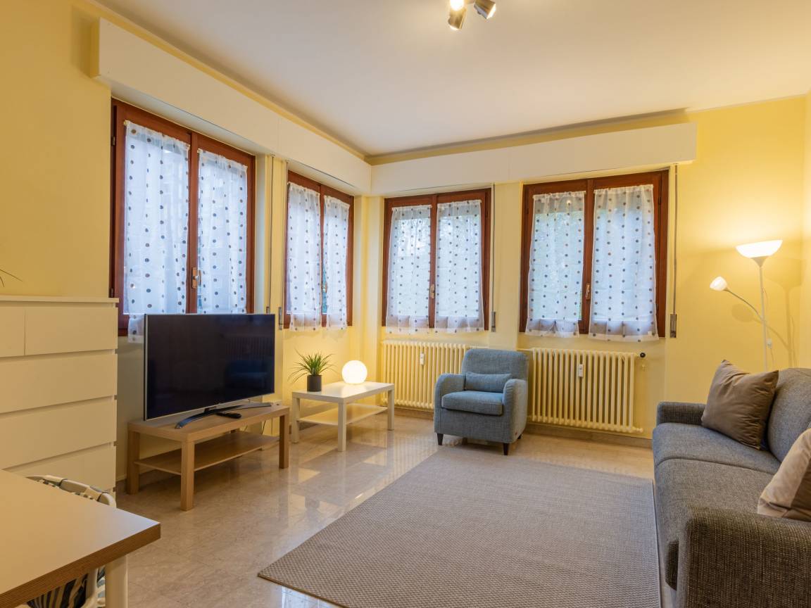70 M² Apartment ∙ 1 Bedroom ∙ 4 Guests - Milan