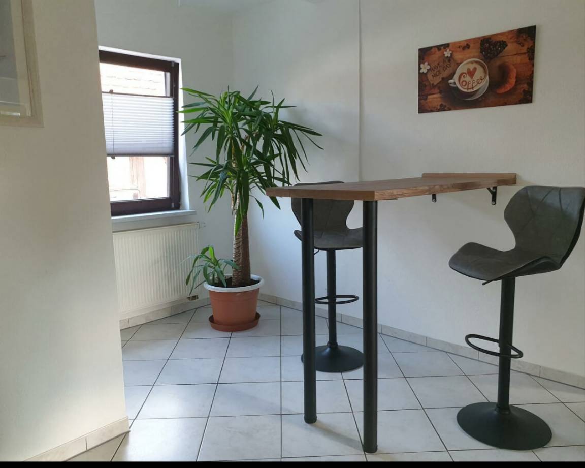 85 M² Apartment ∙ 1 Bedroom ∙ 4 Guests - Erfurt