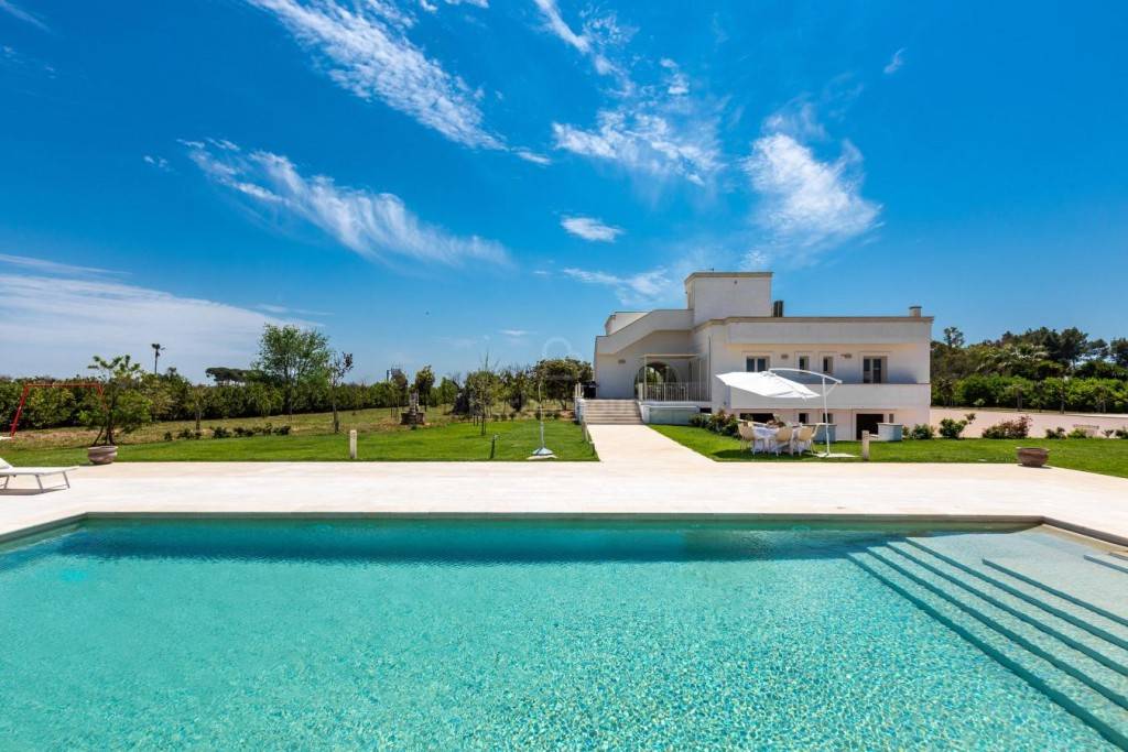300 M² Agriturismo ∙ 5 Camere Da Letto ∙ 19 Ospiti - Matino
