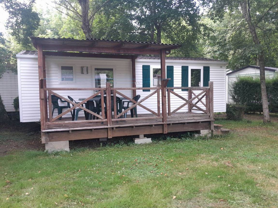 25 M² Caravan ∙ 2 Bedrooms ∙ 4 Guests - Belvès