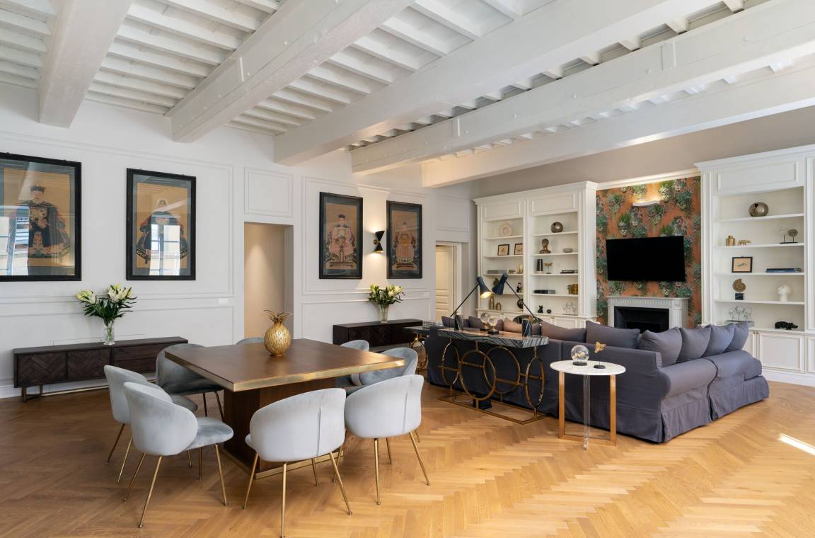 280 M² Apartamento ∙ 5 Habitaciones ∙ 10 Huéspedes - Florencia