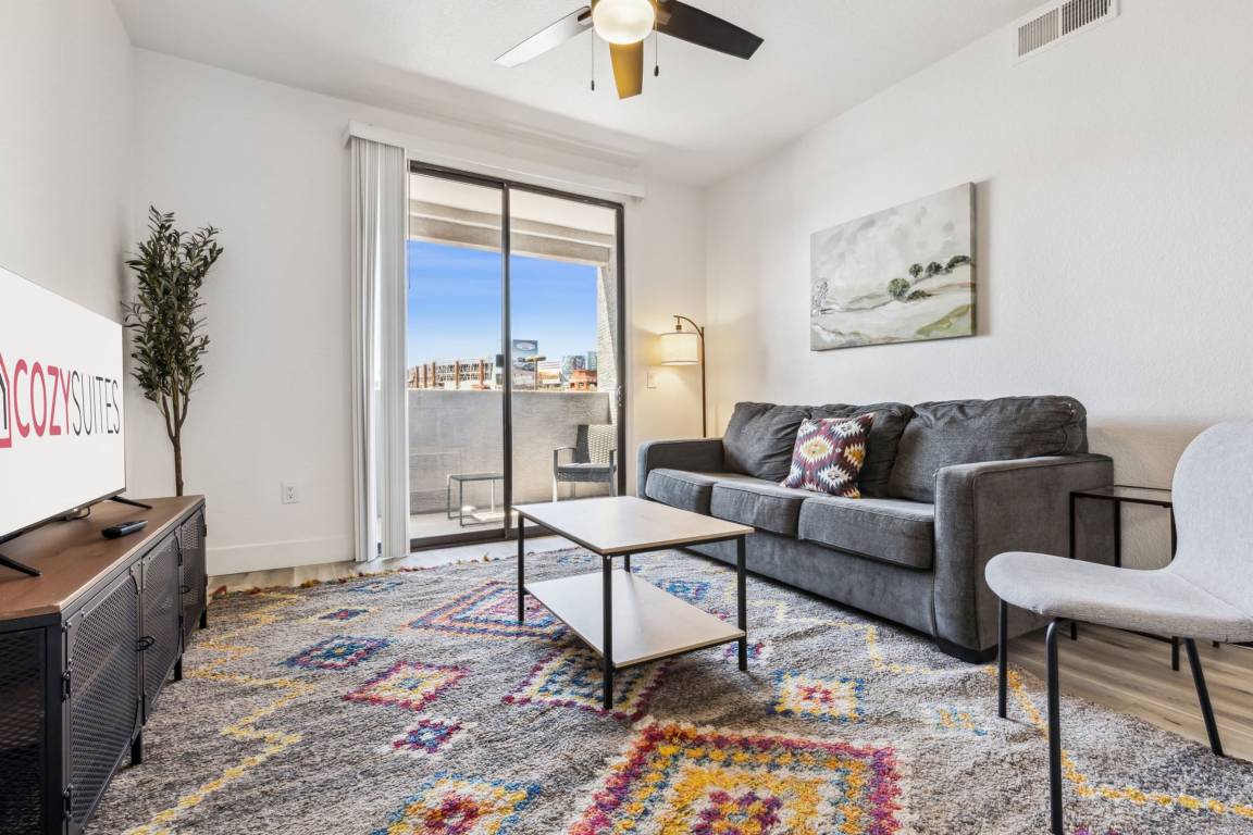 Apartment ∙ 2 Bedrooms ∙ 4 Guests - Glendale, AZ