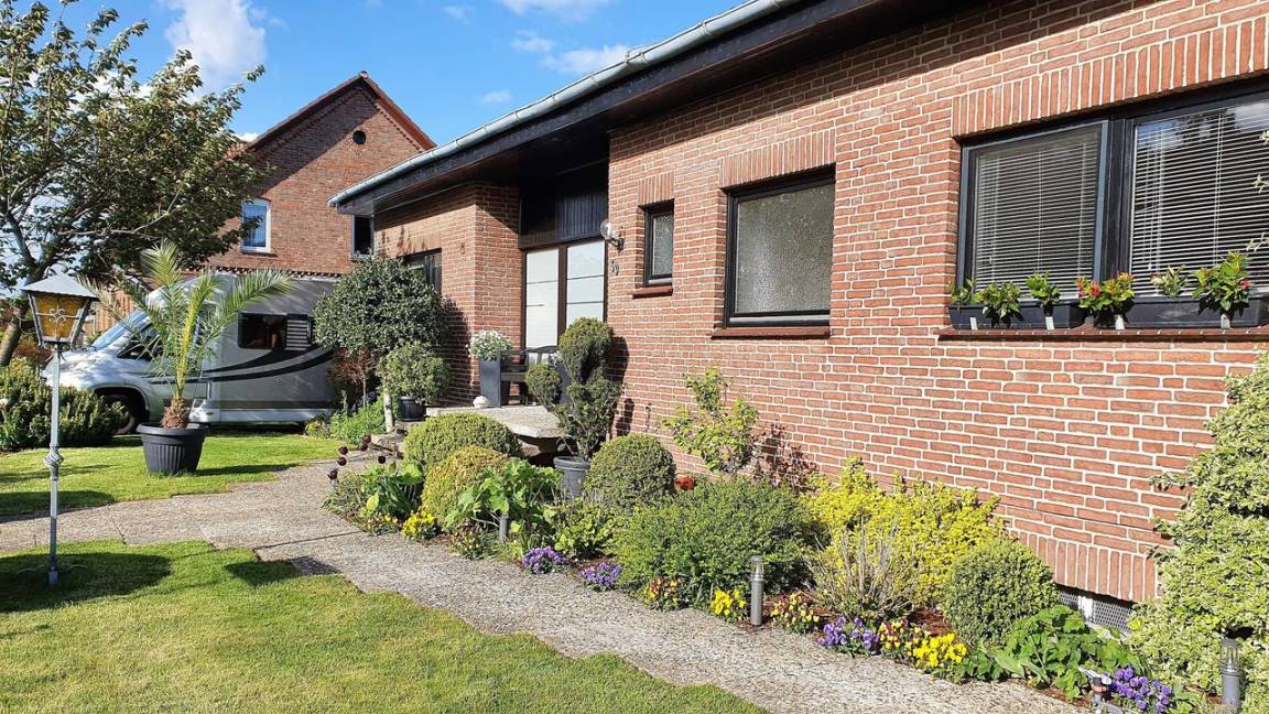 80 M² Ferienwohnung ∙ 1 Schlafzimmer ∙ 3 Gäste - Braunschweig