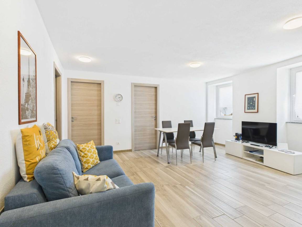 64 M² Appartement ∙ 2 Chambres ∙ 6 Personnes - Morcote