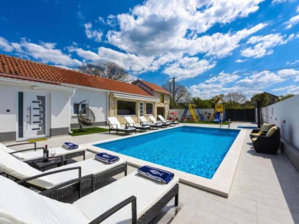 175 M² House ∙ 9 Guests - Zadar