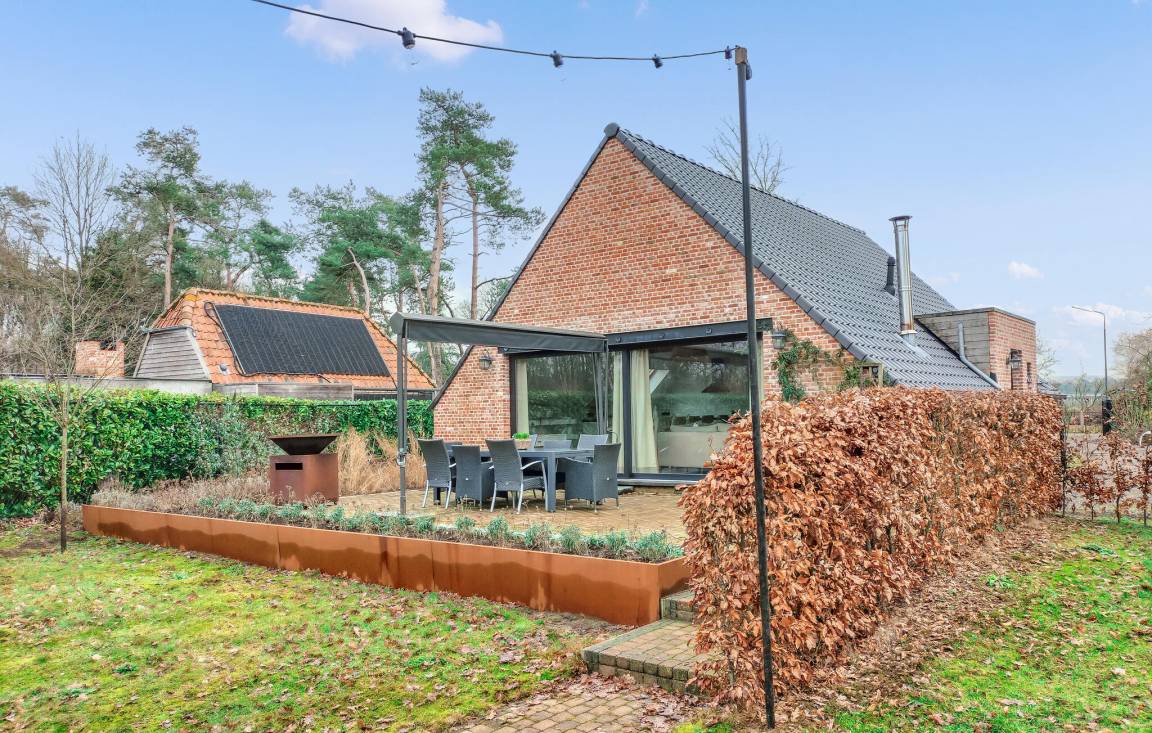 210 M² House ∙ 4 Bedrooms ∙ 12 Guests - Hoogstraten