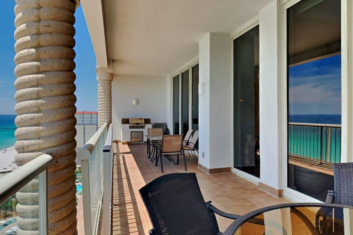 149 M² Condo ∙ 3 Bedrooms ∙ 8 Guests - Pensacola Beach, FL