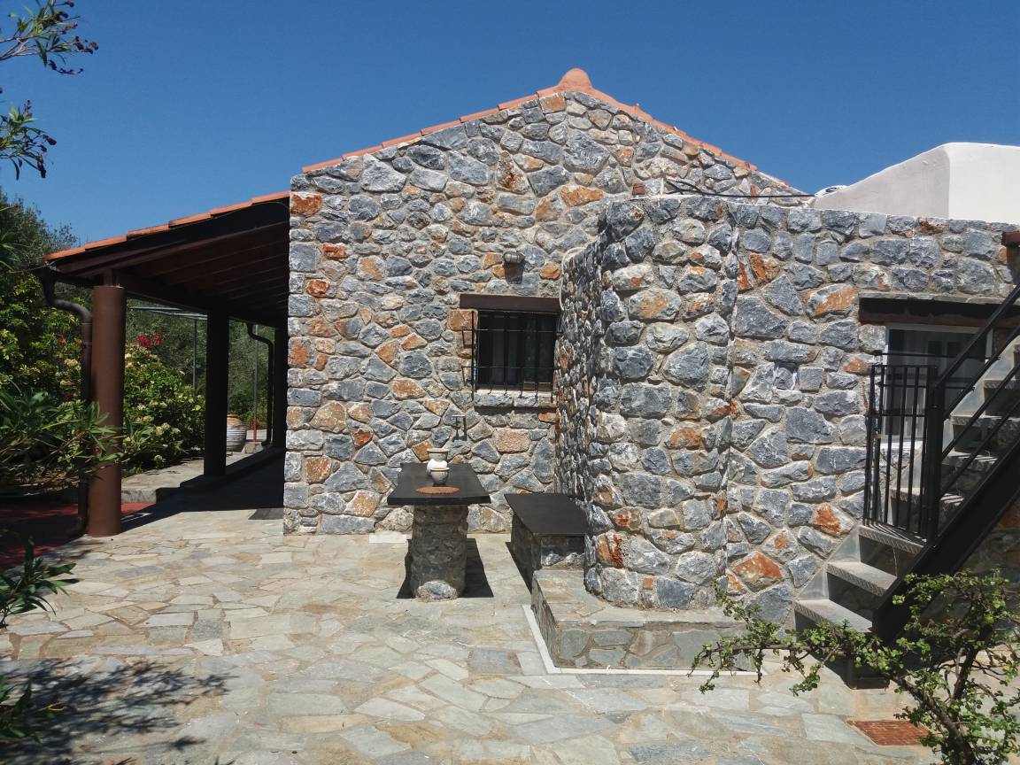71 M² House ∙ 2 Bedrooms ∙ 4 Guests - Chania