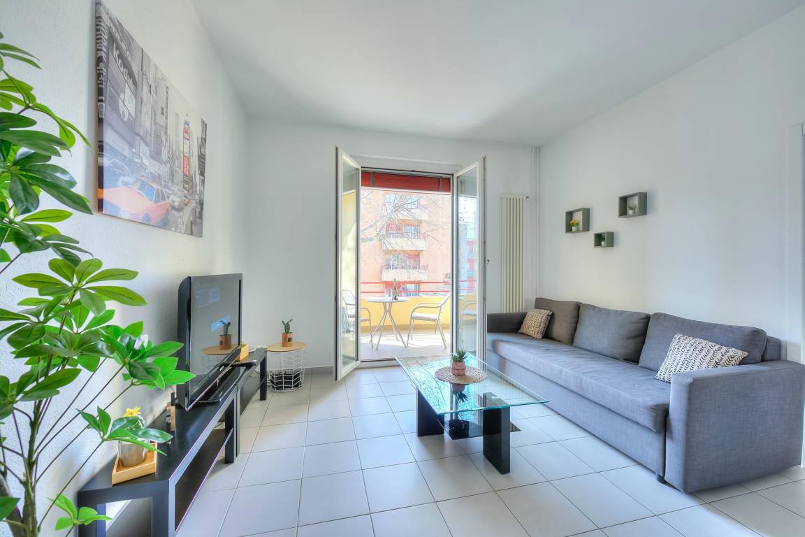 80 M² Apartment ∙ 2 Bedrooms ∙ 4 Guests - Lugano