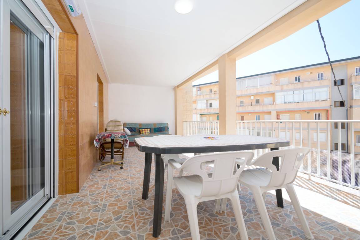 70 M² Apartment ∙ 3 Bedrooms ∙ 6 Guests - Torrevieja
