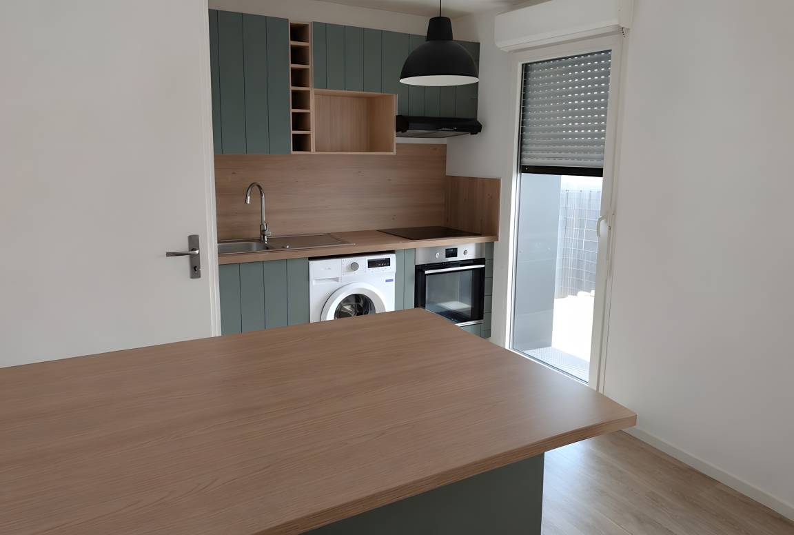 35 M² Appartement ∙ 1 Chambre ∙ 2 Personnes - Séné